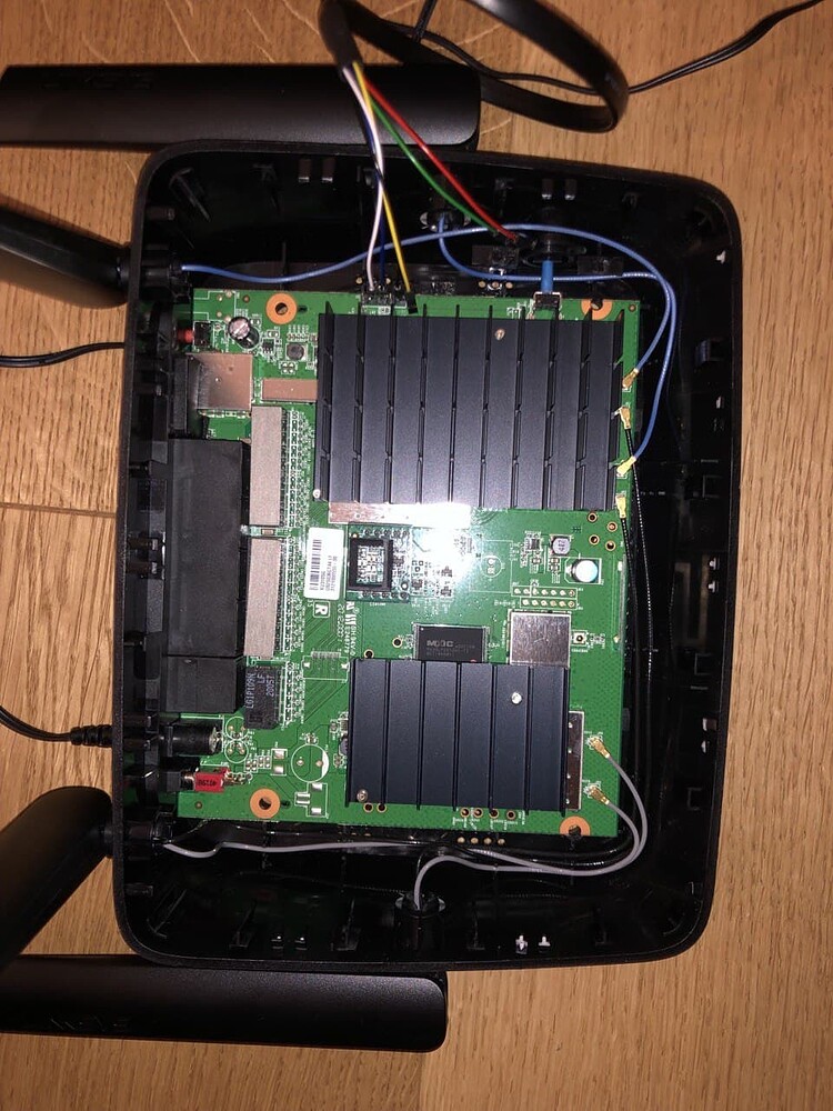 Open and unbrick an MR8300 - UART serial - Hardware Questions and Recommendations - OpenWrt Forum